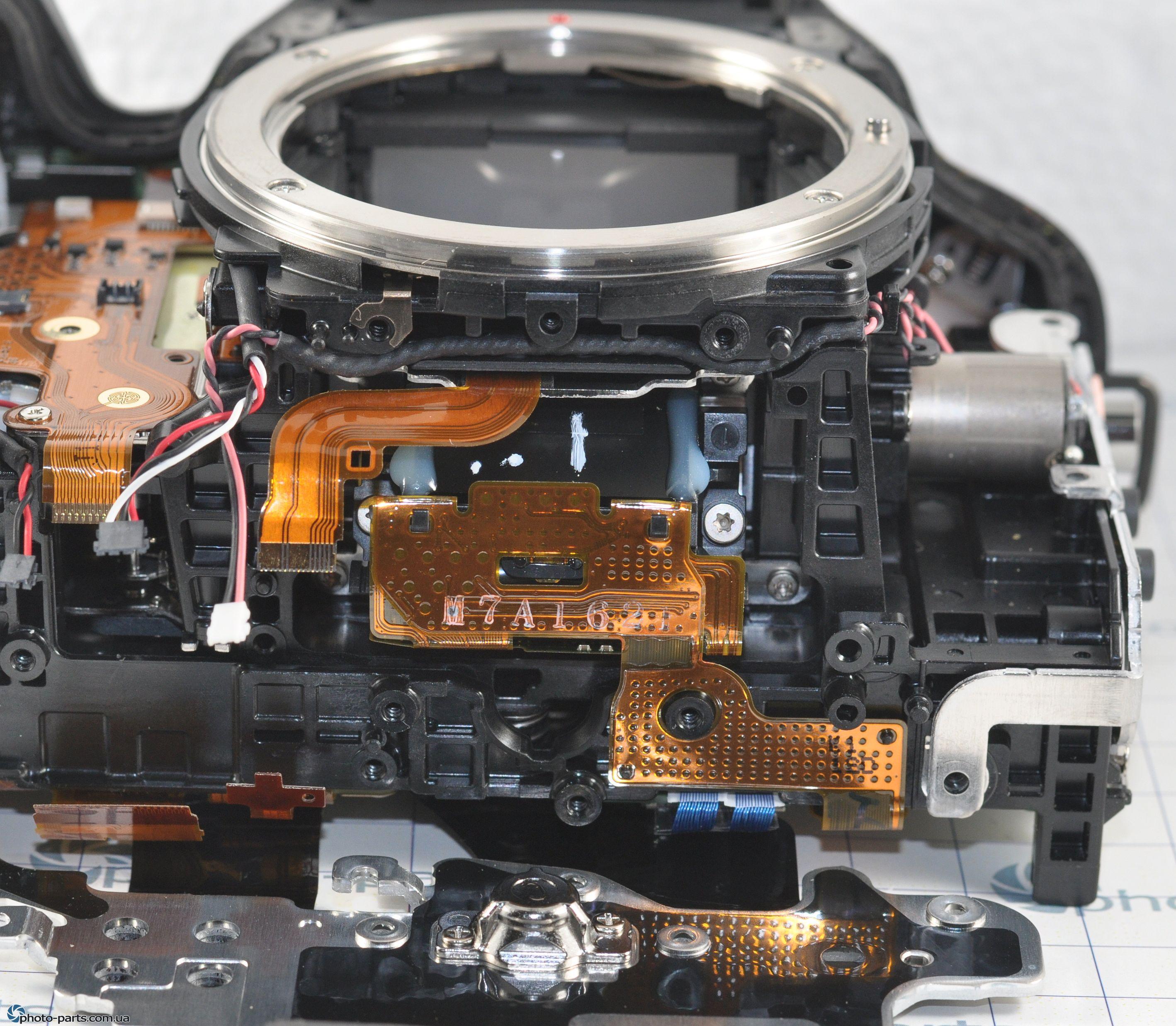 Photo-parts - the internal structure of digital cameras