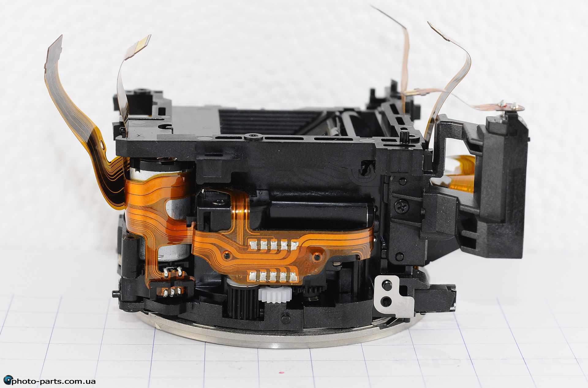Photo-parts - the internal structure of digital cameras